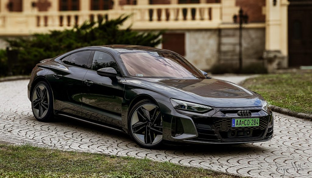 Audi RS e-tron GT – egy hét Tony Stark autójával - AutóSámán